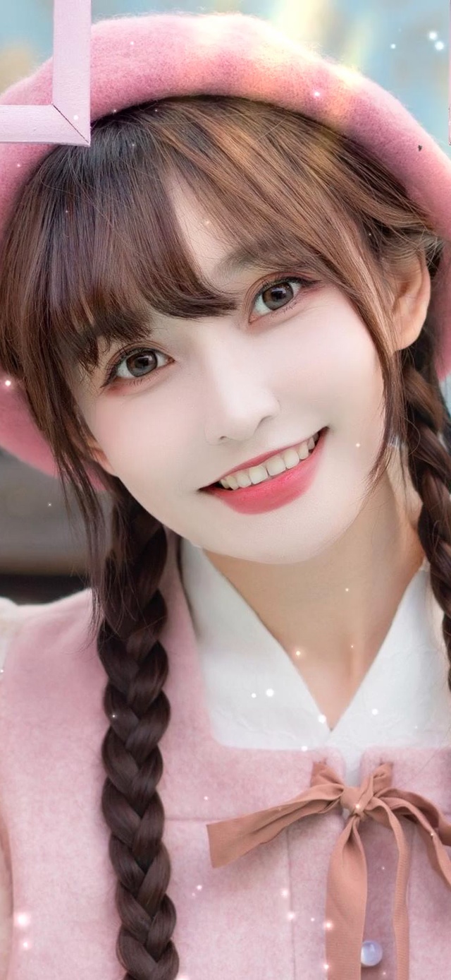 笑容很自愈的小姐姐 美女手机动态壁纸 美女手机壁纸下载 元气壁纸